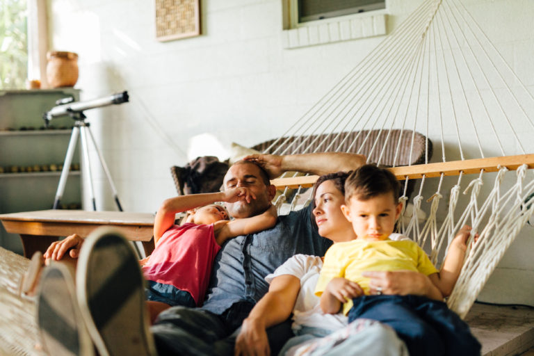 The Akers At Home | ComePlum