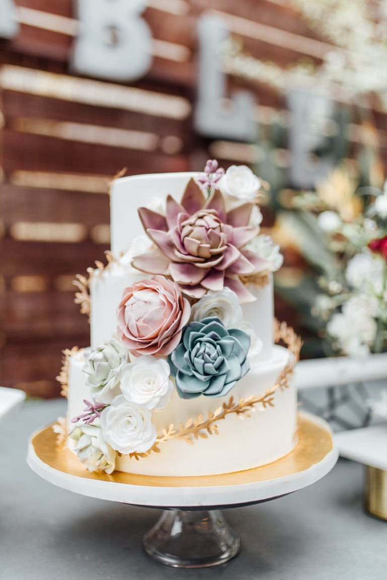 Charles + Corry, A San Francisco Cafe Wedding | ComePlum
