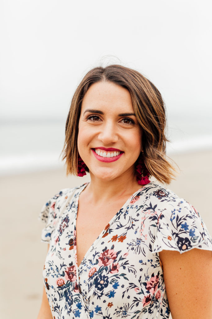 How To Style Your Family Photo Shoot Like A Fashion Blogger | ComePlum